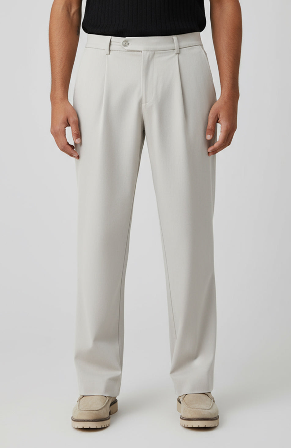 Como Relaxed Fit Pleated Tailored Trousers in Beige – MAUVAIS